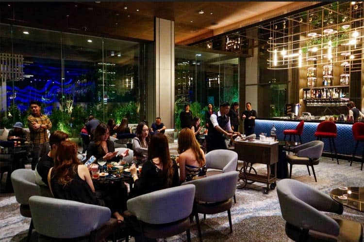 Cruz, Lounge Terkeren Berlabuh di Vasa Hotel Surabaya - TIMES Indonesia