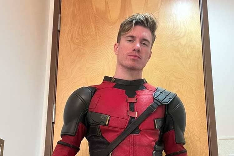 Ini Dia Nick Pauley Sosok di Balik Viralnya Deadpool Dance - TIMES ...