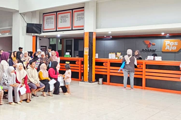 Pos Indonesia Salurkan BLTS ke 5,5 Juta Keluarga Penerima Manfaat ...